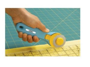 Dao Cắt Tròn Xoay Olfa RTY-2/C Cắt Vải Nhập Khẩu Nhật Bản